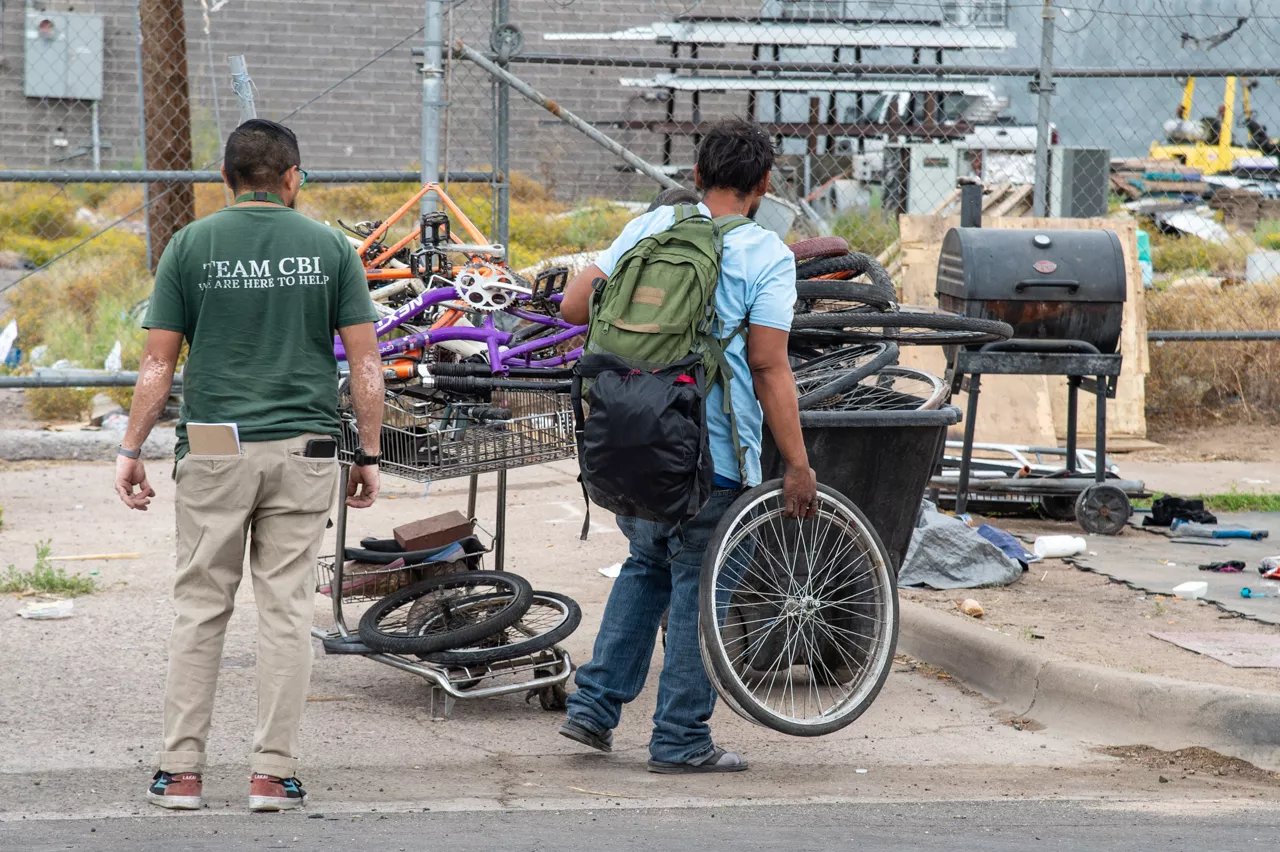 Block by block, the city removes homeless encampment | Phoenix New Times